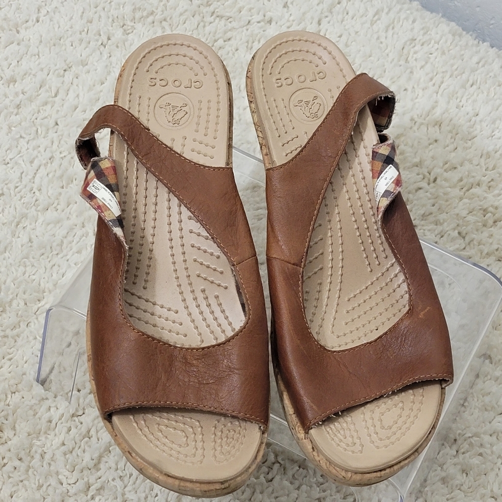 Crocs Womens A-Leigh Slingback Cork Wedge Sandals, Si… - Gem